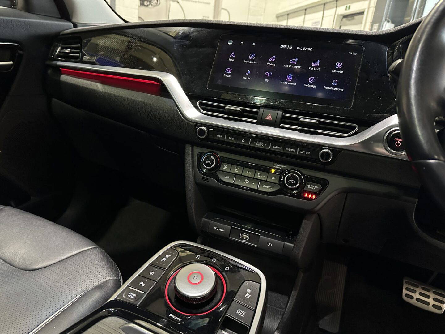 Kia eNiro 4+ 64kWh – 2021 - Cleevely Electric Vehicles Gloucestershire